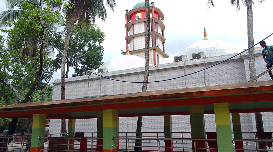 বংশীপুর শাহী মসজিদ, শ্যামনগর, সাতক্ষীরা » আদার ব্যাপারী