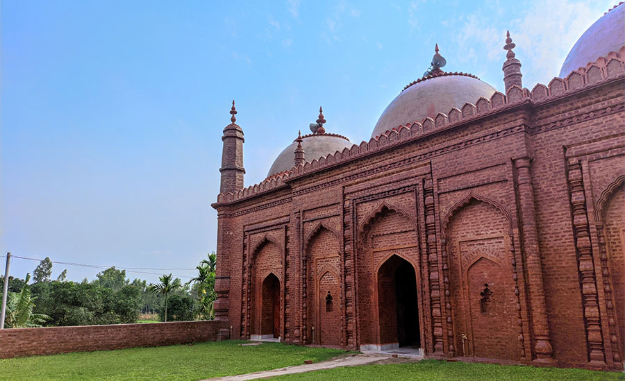 বালিয়া মসজিদ বা ছোট বালিয়া জামে মসজিদ, ঠাকুরগাঁও » আদার ব্যাপারী